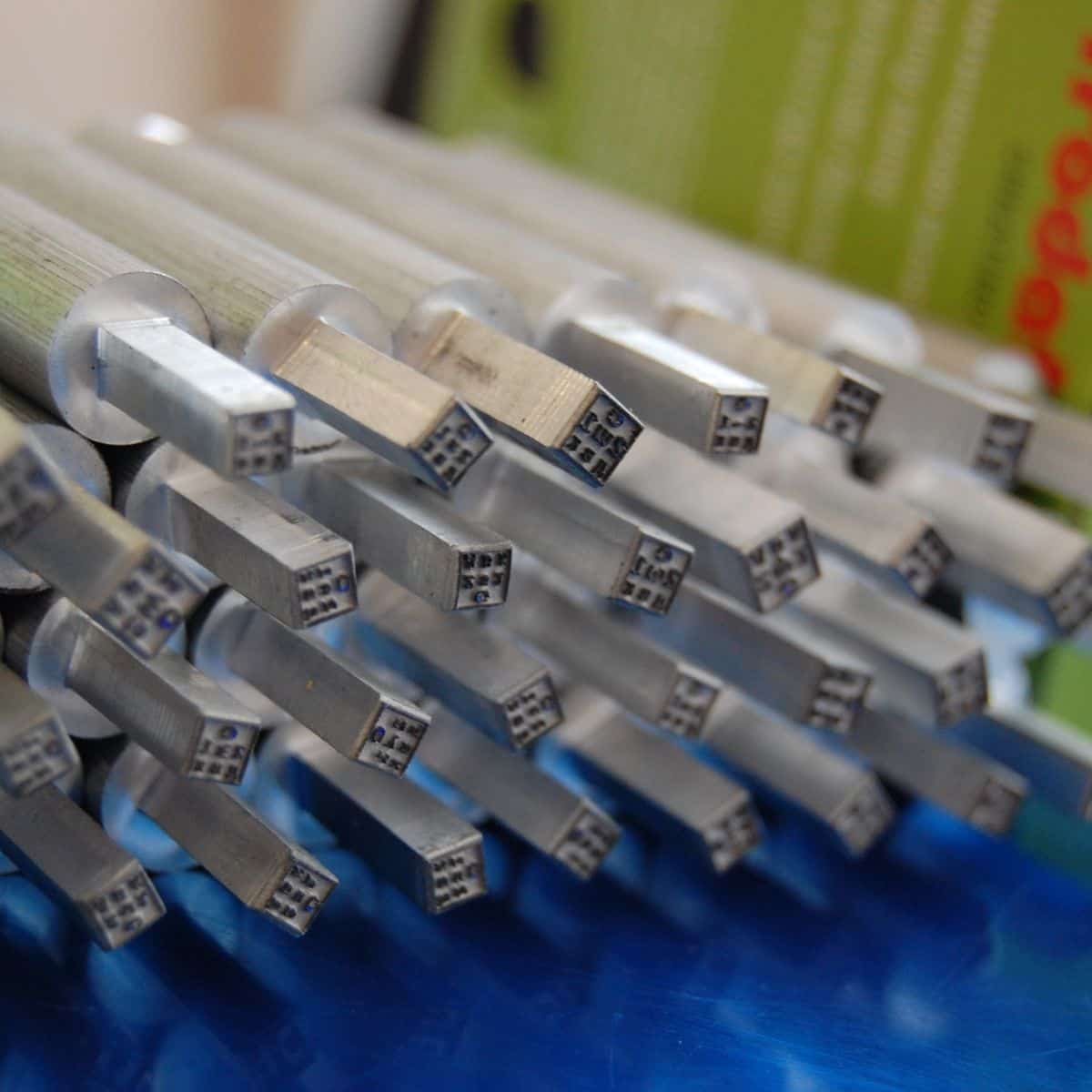 Предлагаем изготовление знаков поверки